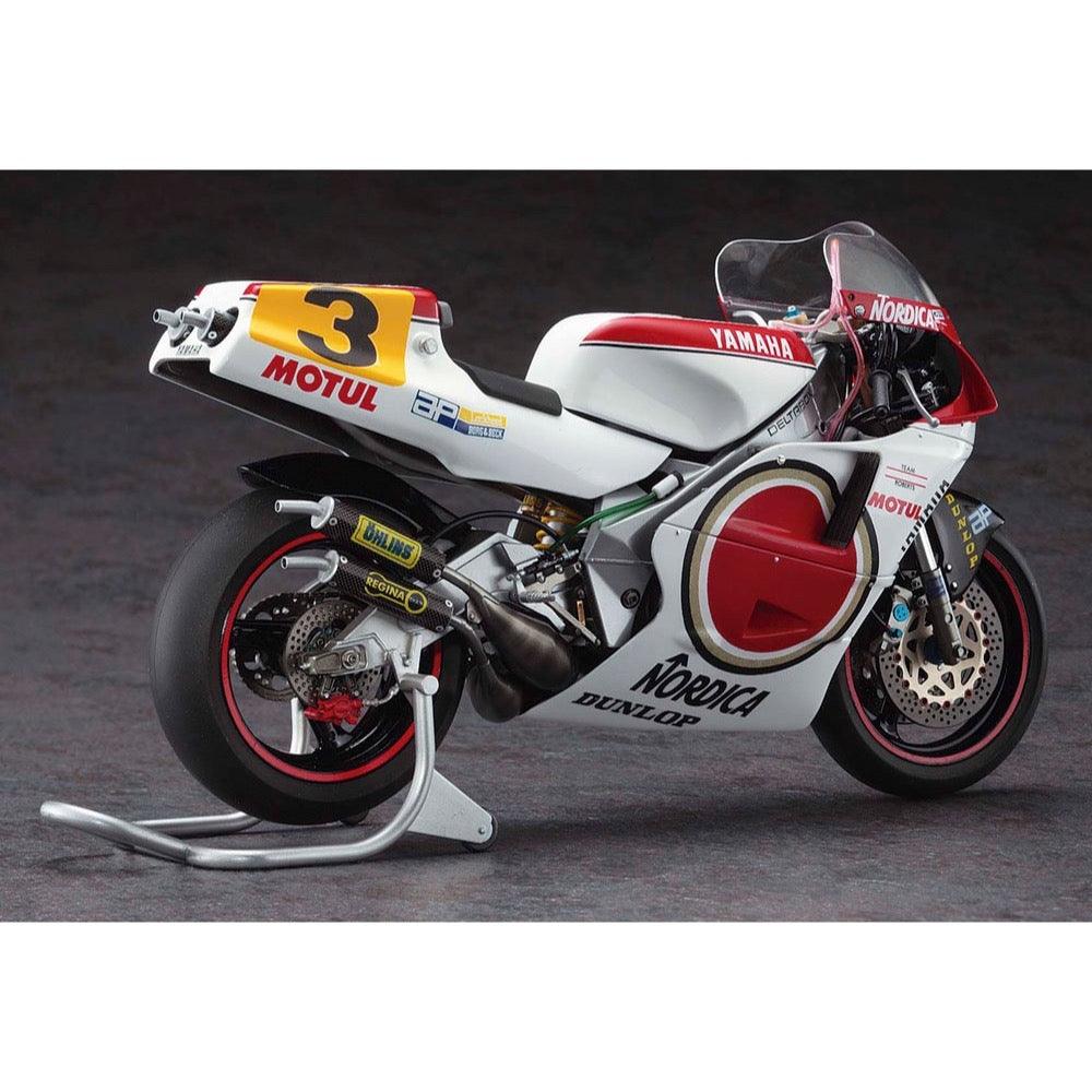 Hasegawa 21710 1/12 Yamaha YZR500 0WA8 Team Lucky Strike Roberts 1989 – Hobby Hero