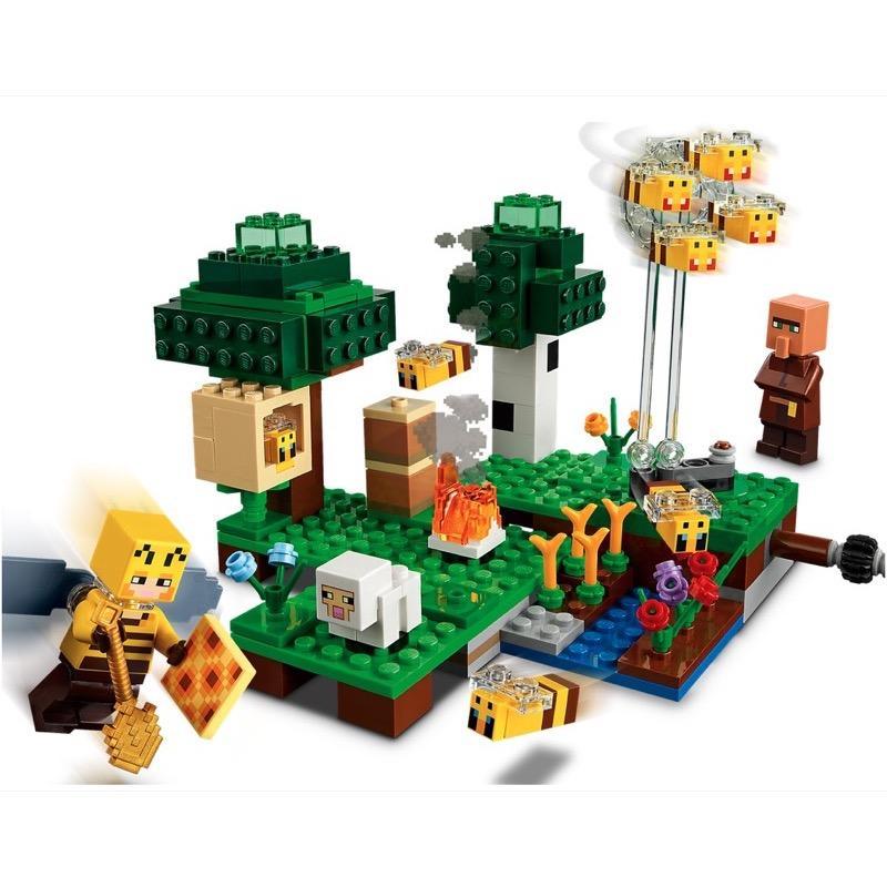 LEGO 21165 Minecraft The Bee Farm – Hobby Hero
