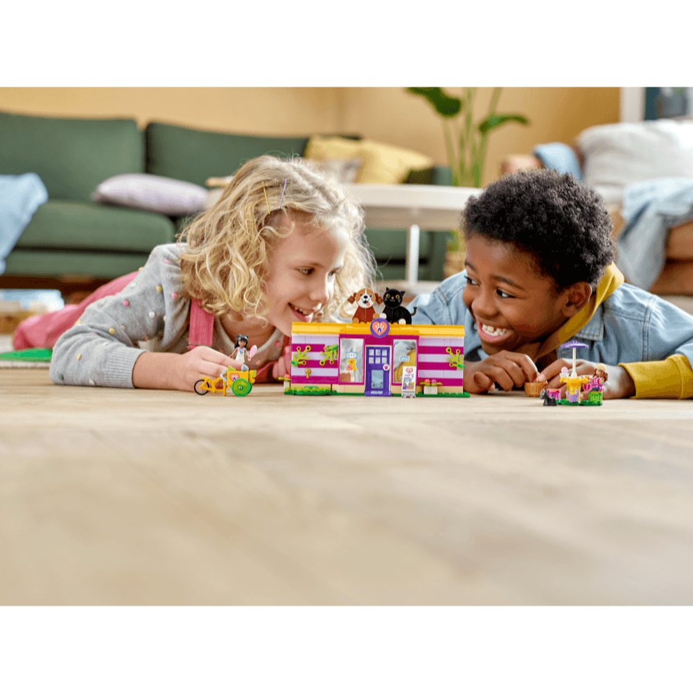 LEGO 41699 Friends Pet Adoption Cafe – Hobby Hero